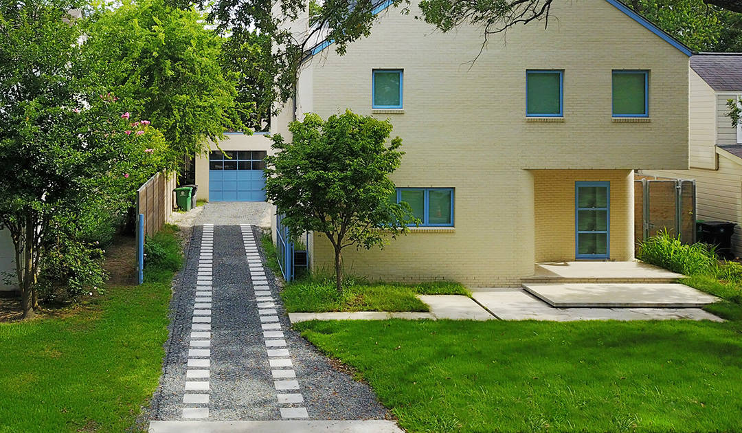 9 Sustainable Driveway Design Ideas for 2025 - TRUEGRID Pavers