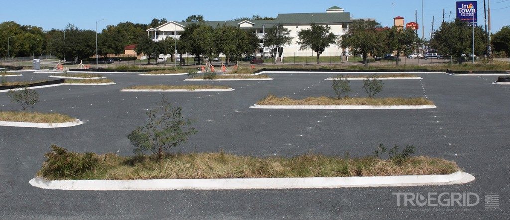 7 Tips for Selecting a Commercial Paving Contractor - TRUEGRID Pavers