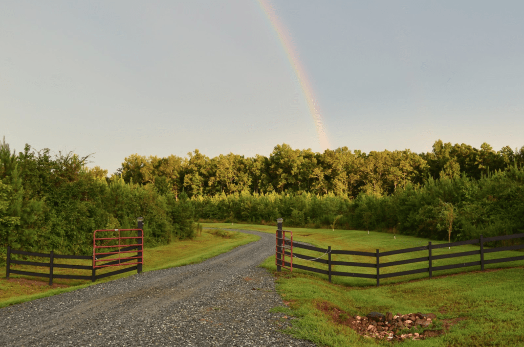 9 Long Rural Country Driveway Design Ideas - TRUEGRID Pavers