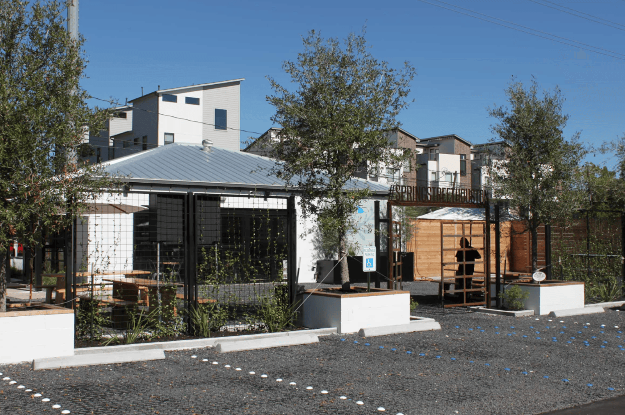 15 Commercial Building Designs - TRUEGRID Pavers